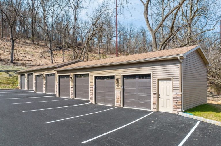 Gallery – Saucon Square Apartments